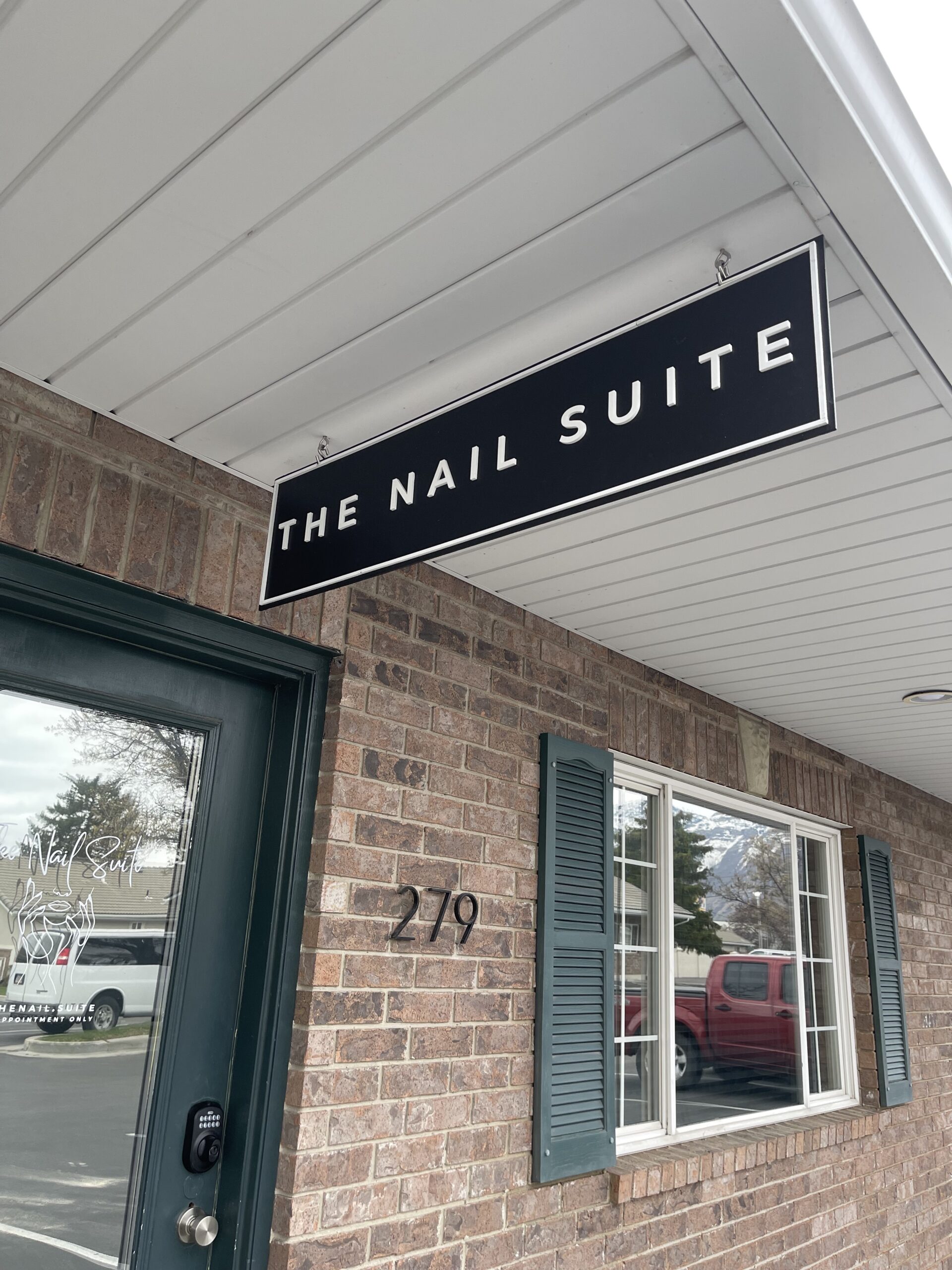 The Nail Suite
